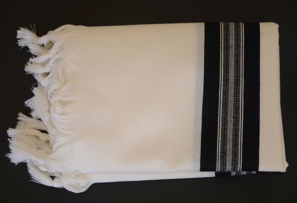 Chayei Sarah: Burial Shrouds | Everyday Jewish Living | OU Life